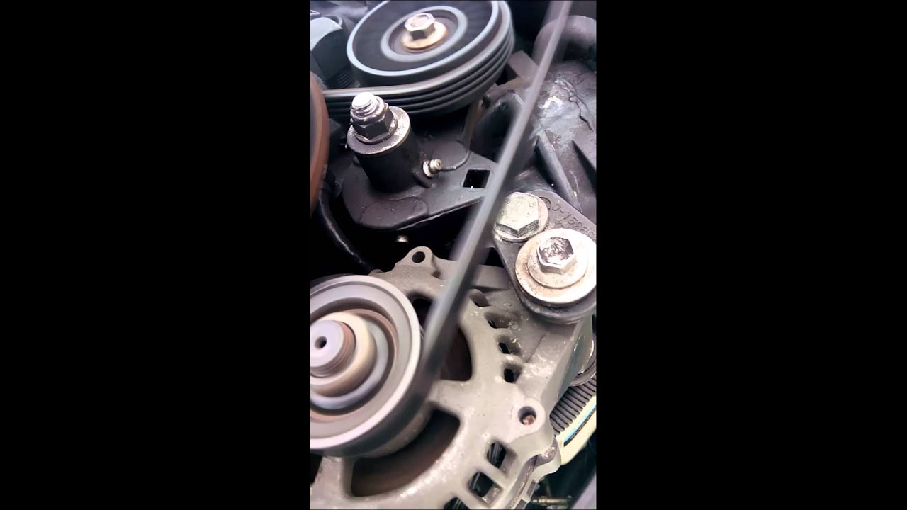 Mercury Optimax 150 DFI belt flopping - YouTube