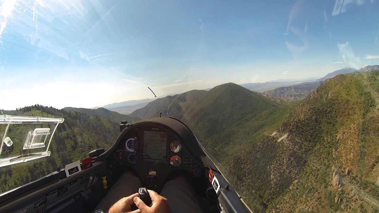 Glider Diving Through Canyon - YouTube