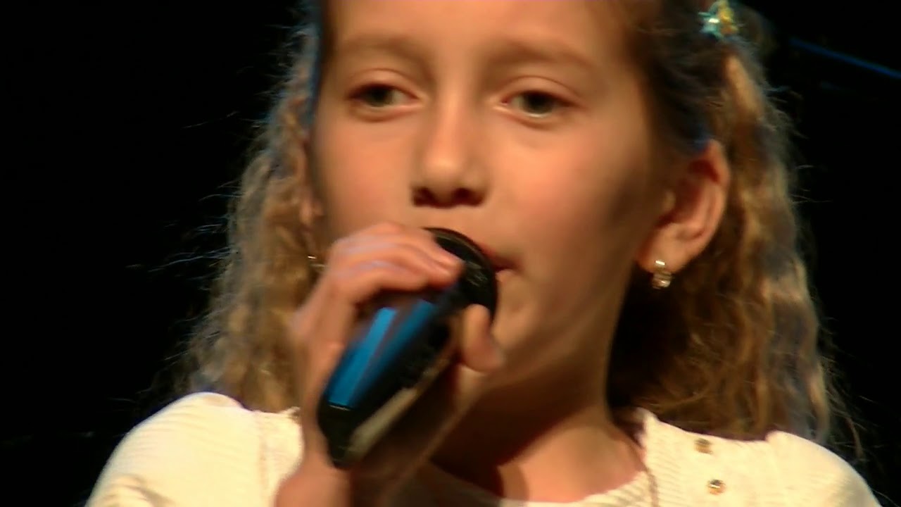 DELIA GIULA MATEI ARTIST 100% 2019 - YouTube