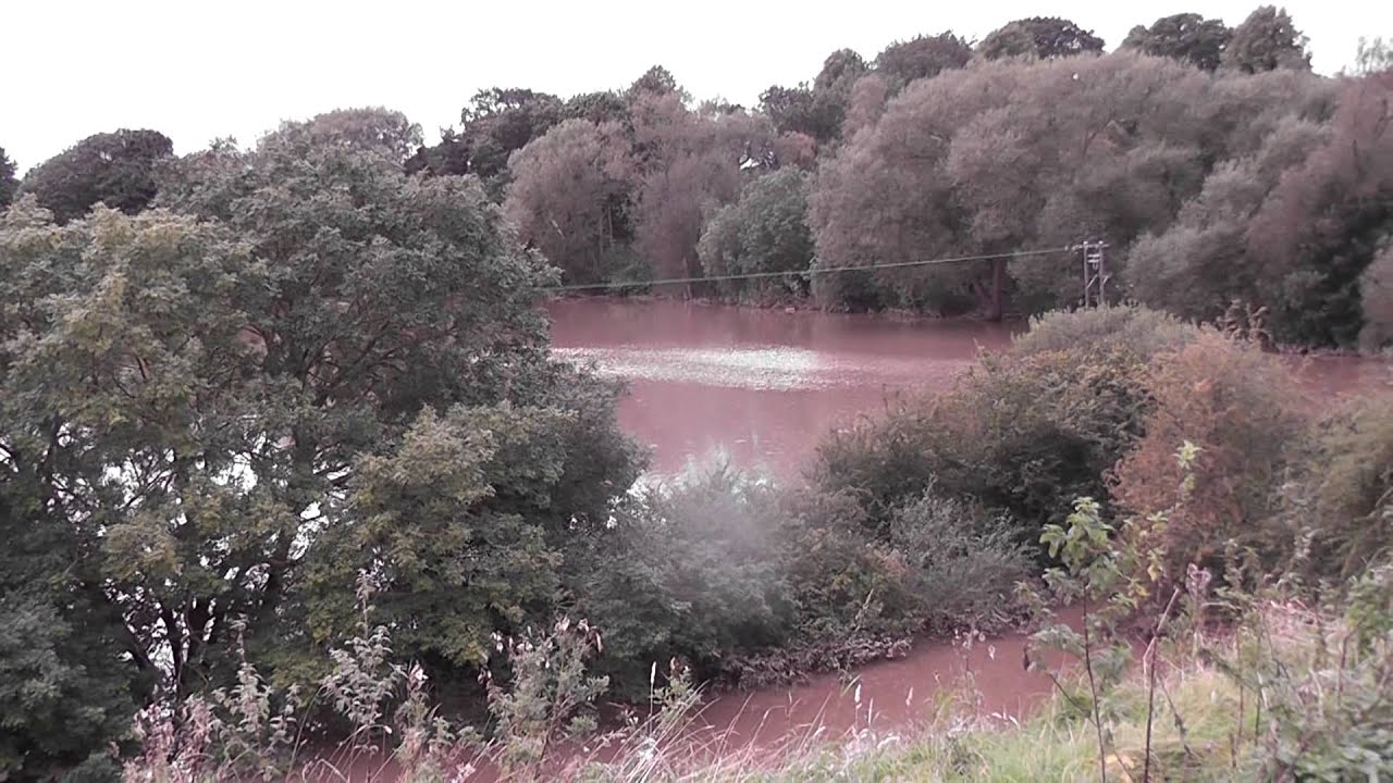 Massive Flood on the River Swale, Yorkshire. 27-09-2012 - YouTube