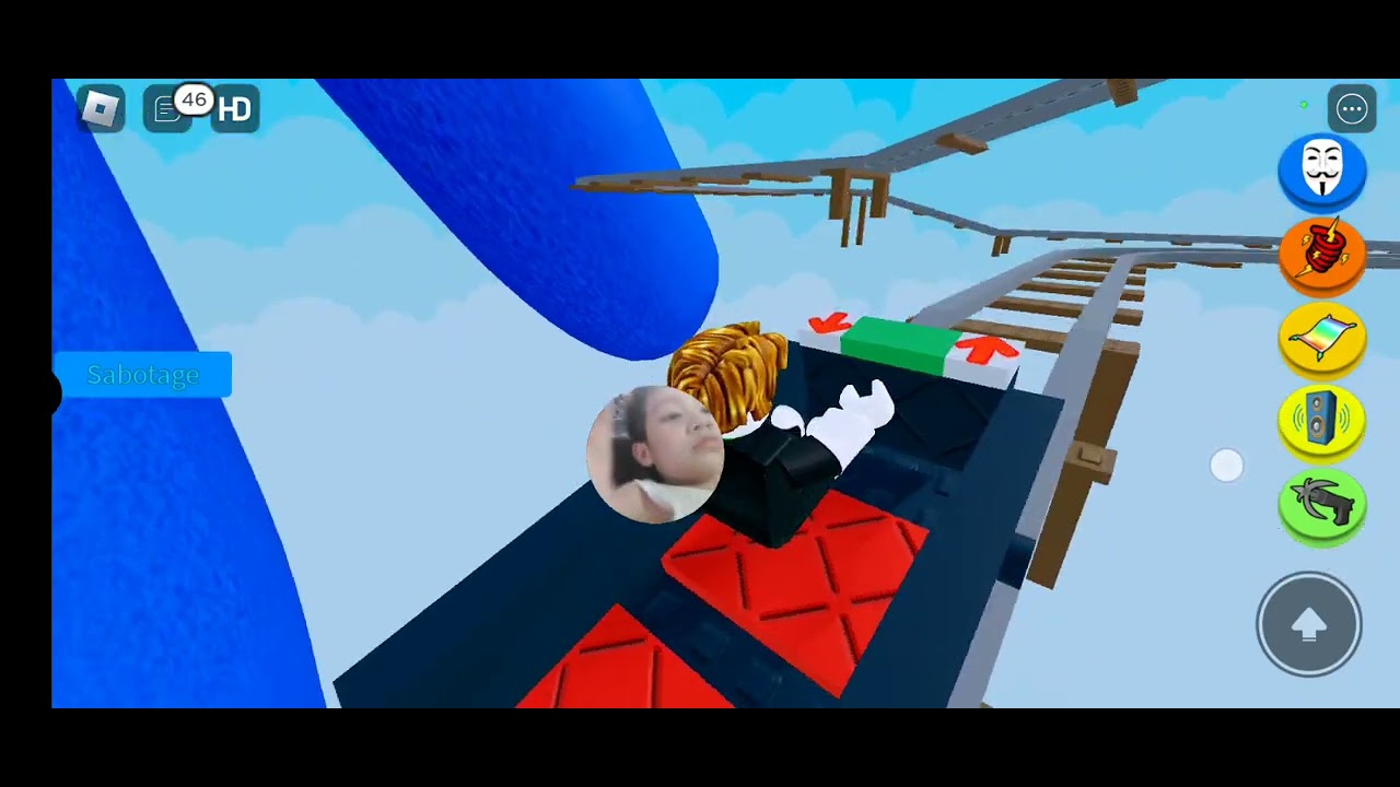Dangerous Roblox Cart Ride in Rainbow Friends Blue - YouTube