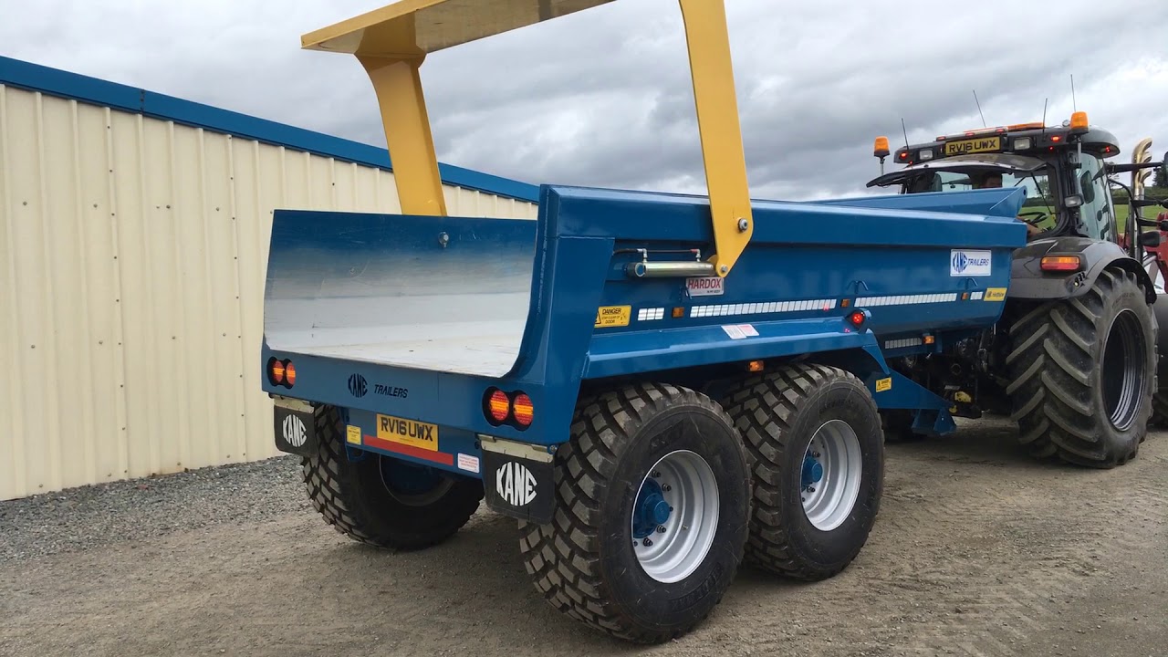 2017-KANE HALFPIPE DUMP TRAILER - YouTube