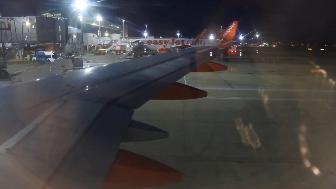 easyJet A319 ️ Night Taxi and Takeoff London Gatwick - YouTube