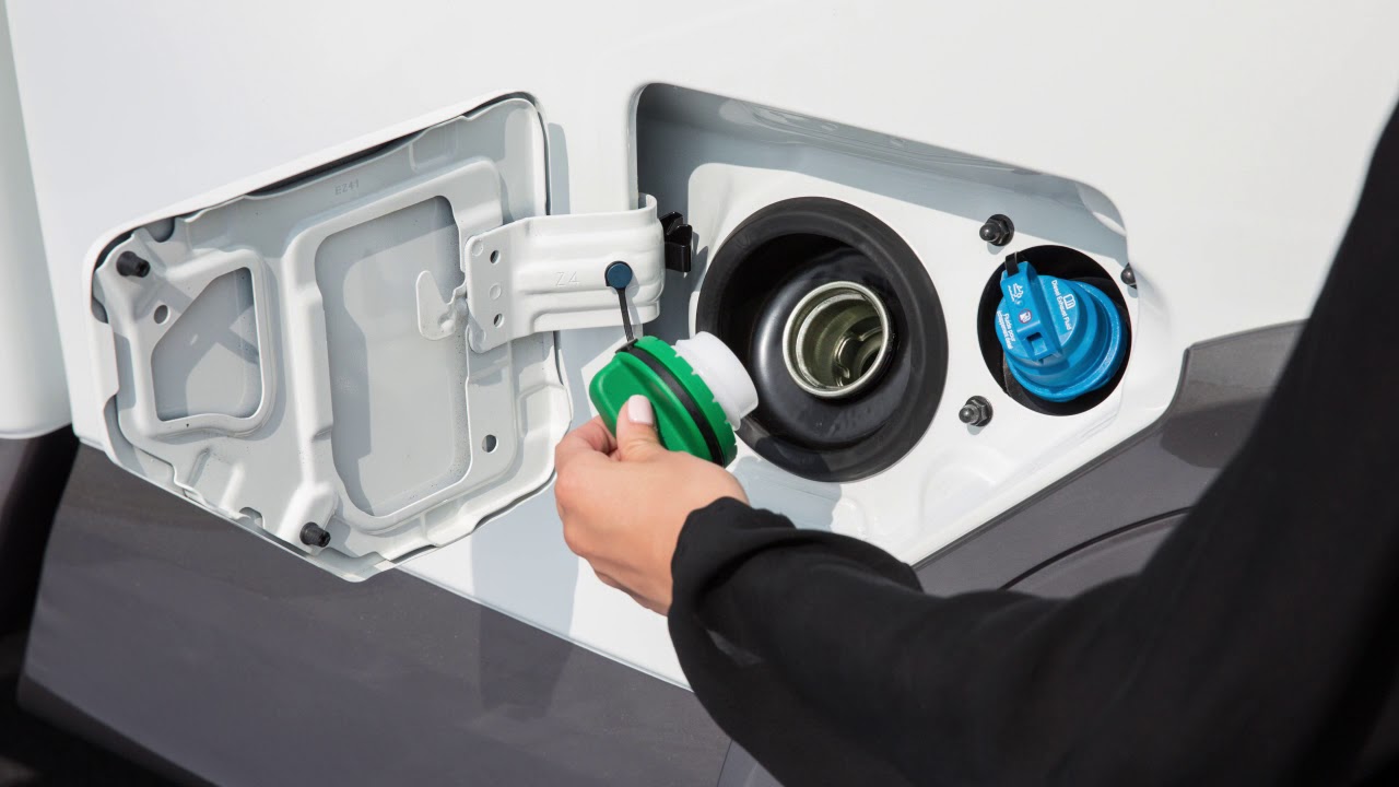 2019 Nissan TITAN - Fuel Functions (Diesel Models Only) - YouTube