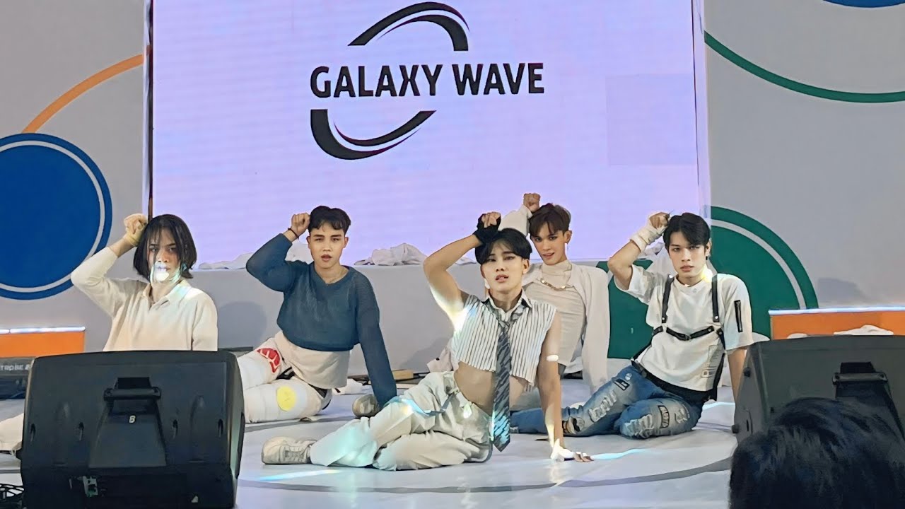 [161124] GALAXY WAVE - INTRO + MEOW + DANCE BREAK (DANCE COVER) - YouTube