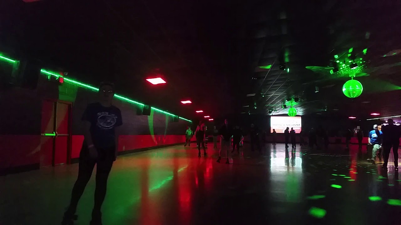 Sk8 47 3rd Friday Adult Skate 11/15/2019 - YouTube