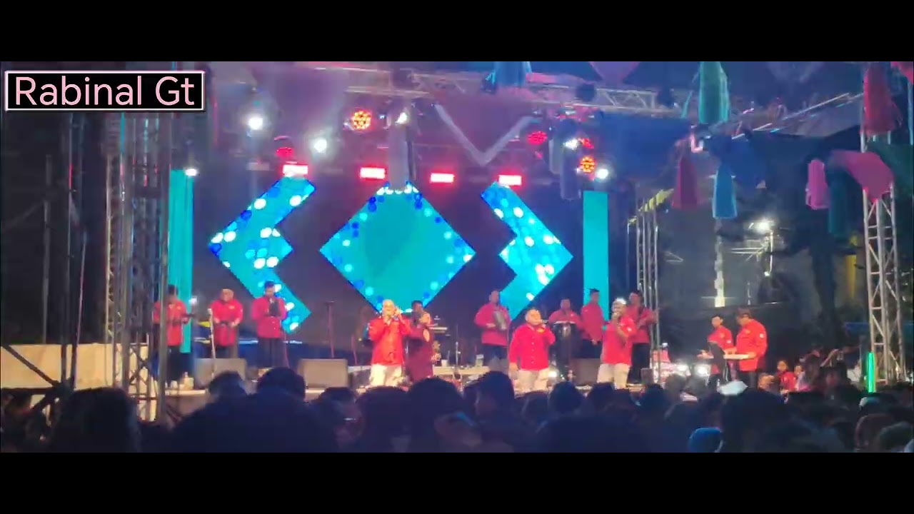 Vestida de color de rosa - Grupo impacto total, en RabiFer 2025 Rabinal ...