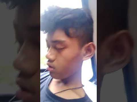 Tidur lelah sampai banjir.