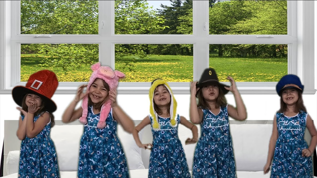 FUI CLONADA PRINCESAS - Five little Babies Jumping on the bed song ...