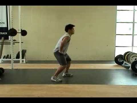 Staggered Stance Bodyweight Squats - YouTube