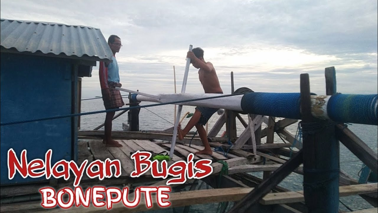 Ternyata Seperti Ini..!! Cara BAGAN APUNG Menangkap Ikan Di Laut ...
