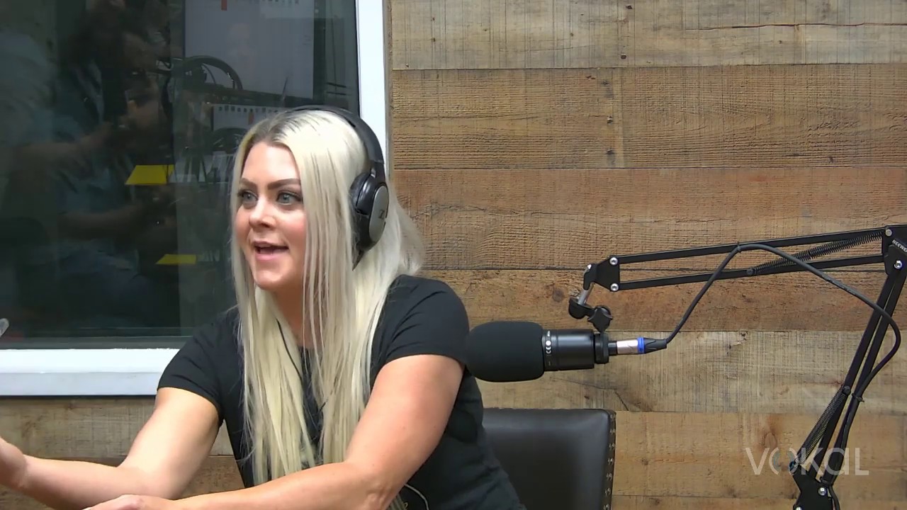 Barside Jive LIVE feat. Sarah Sparrow of "Motley Mayhem" 061819 - YouTube