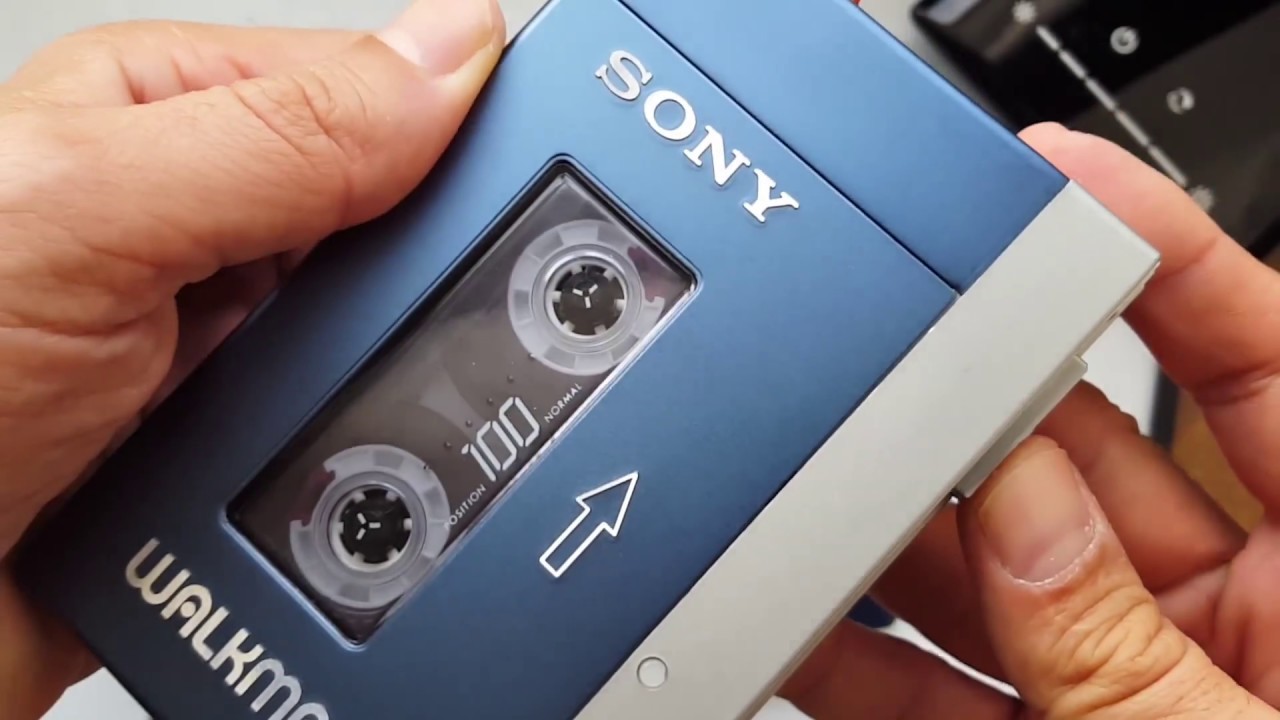 Sony TPS-L2 | Walkman - YouTube