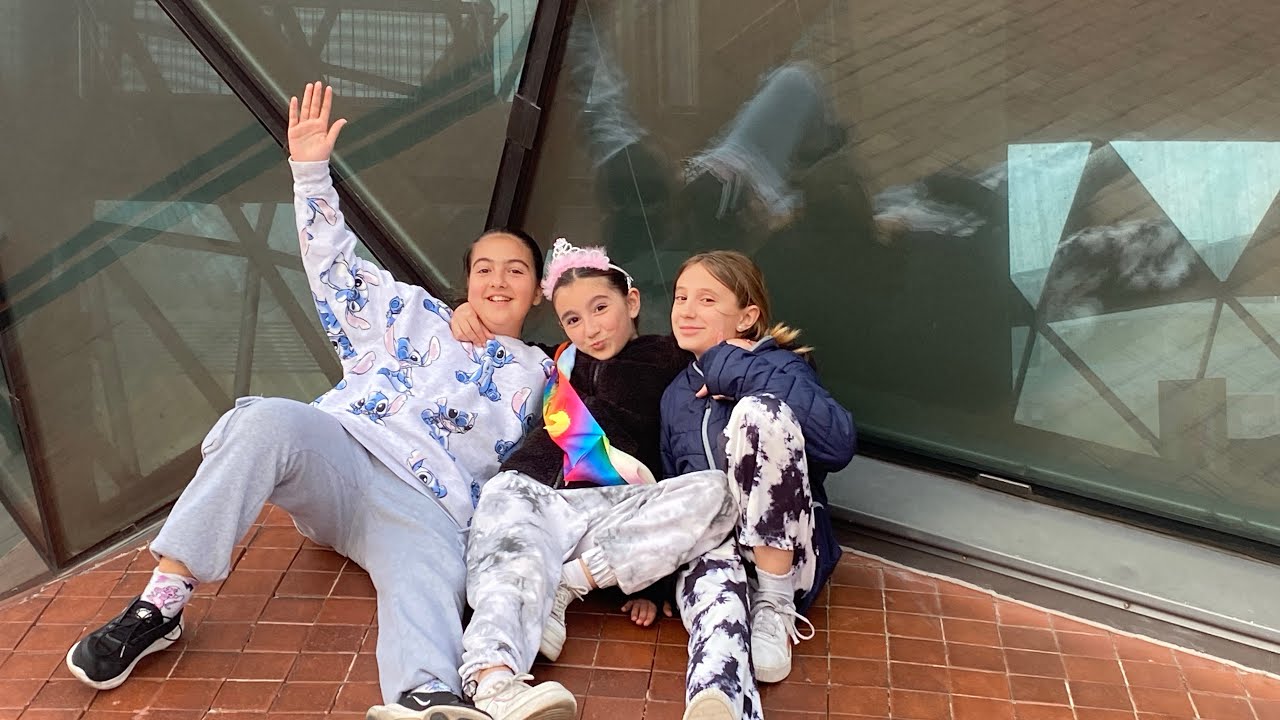 Nos colamos en el saltin por mi cumple (Salma i aina(😂🥳 - YouTube