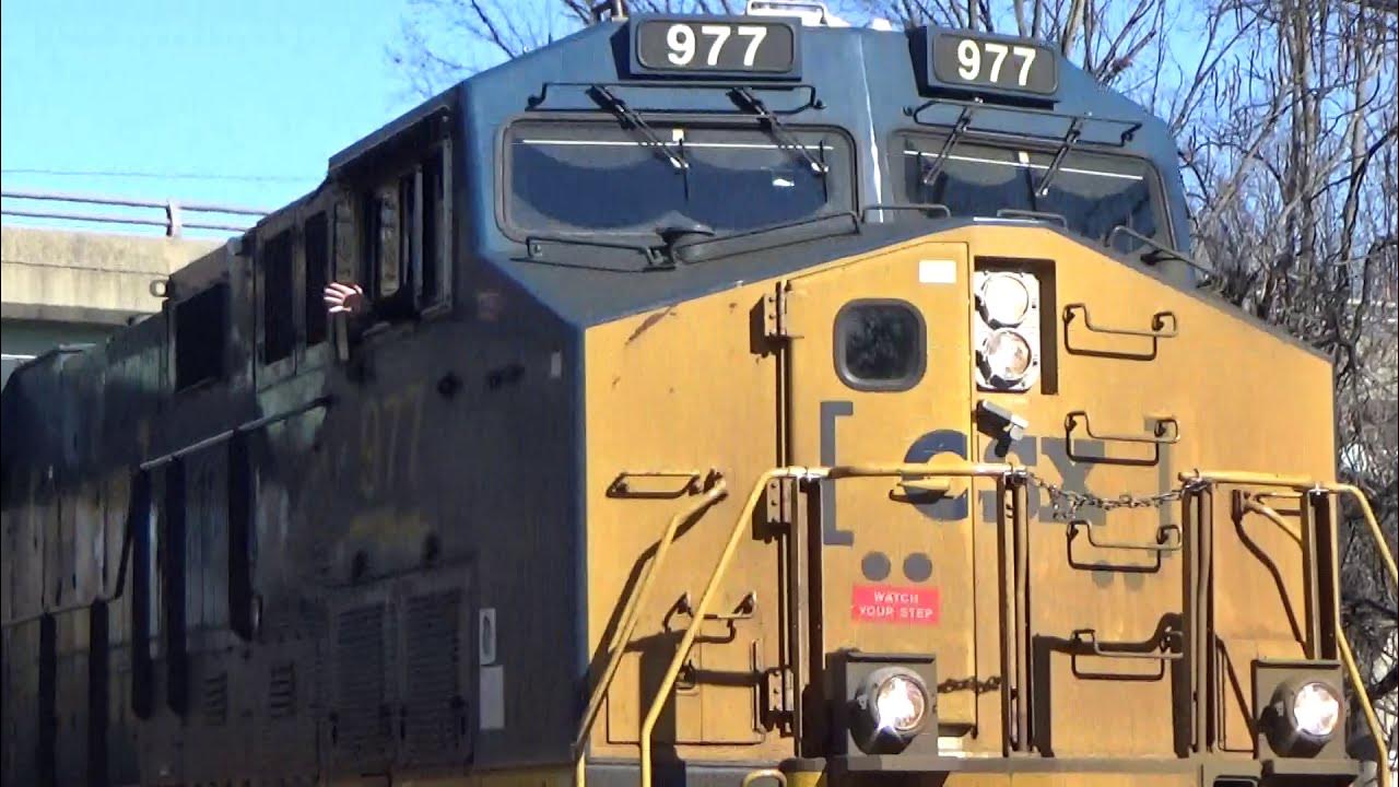 CSX Q031-30 w/ Waving Engineer at Riverdale Park, MD - YouTube