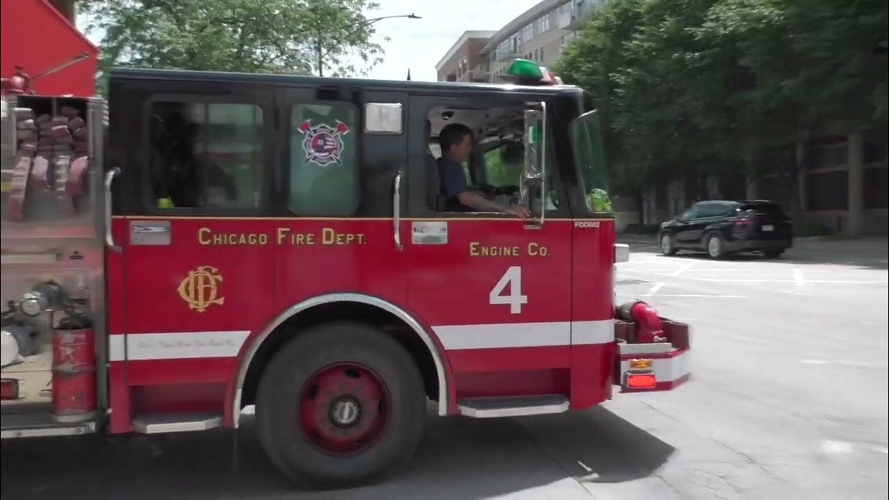 Chicago Fire Department Engine 4 Responding 6/26/24 - YouTube