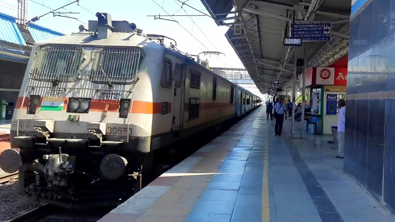 12656/ MGR CHENNAI CENTRAL - AHMEDABAD NAVJEEVAN SUPERFAST Express ...
