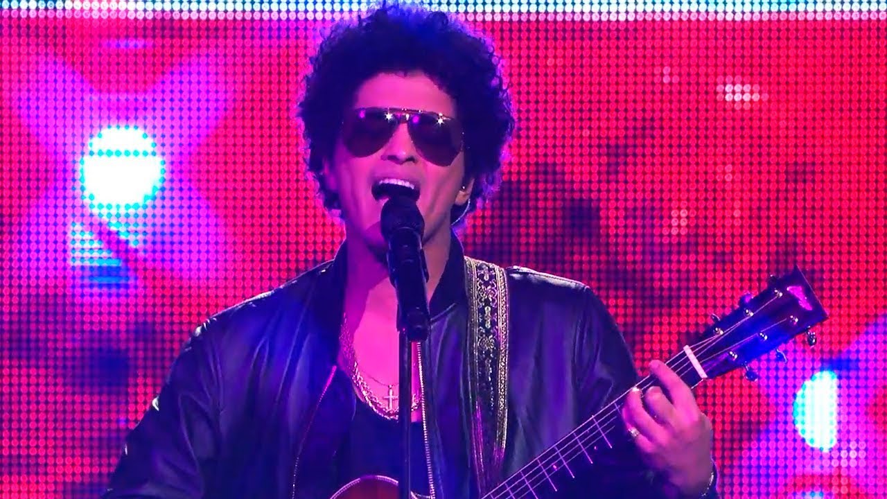 Bruno Mars Canta En Español 'Just The Way You Are' en Somos Una Voz A ...