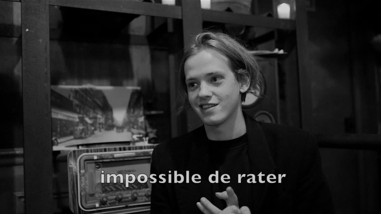 Notre interview avec Sam Bower, du groupe COUNTERFEIT. - YouTube