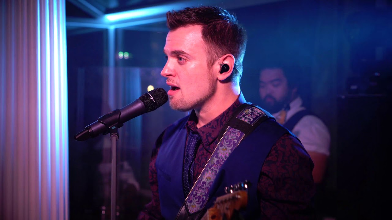 Closer (REMIX LIVE) - Chainsmokers - Excel Live - DJ BAND HYBRID - YouTube