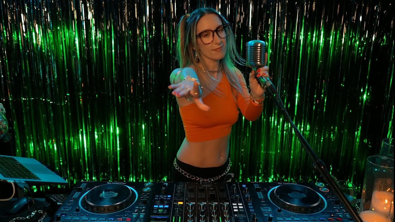 DJ Miss Shelton - YouTube