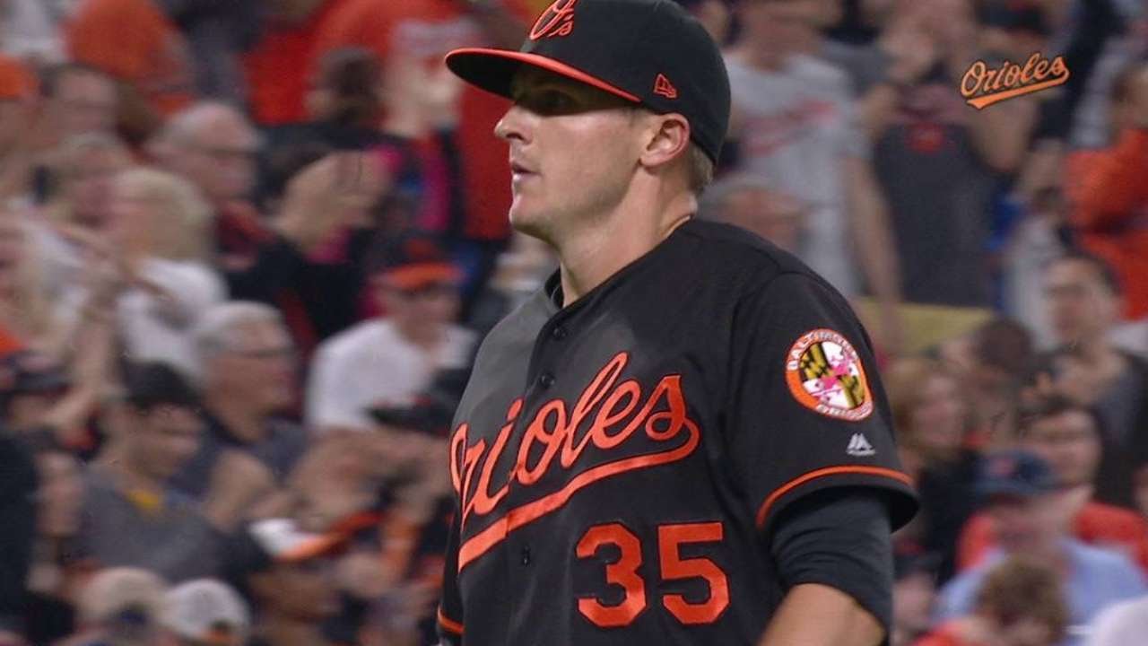 BOS@BAL: Brach notches his third save of the season - YouTube