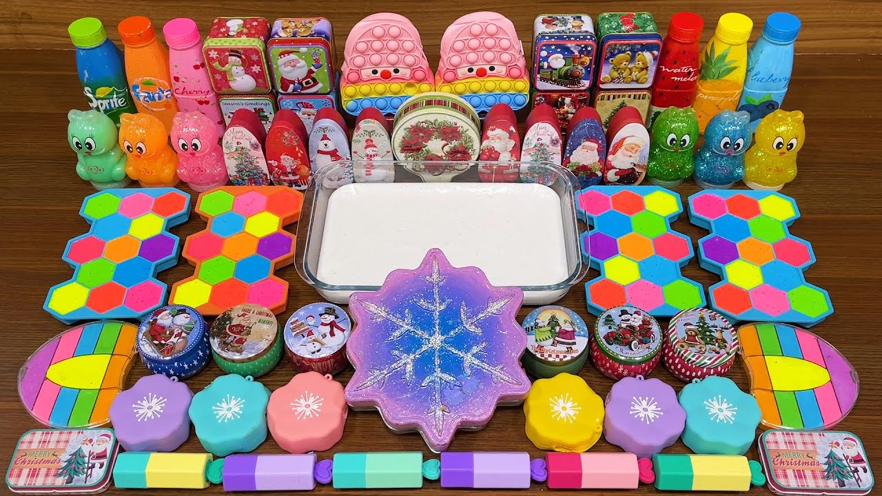 MERRY CHRISYMAS !!! Mixing random into GLOSSY slime!!!Satisfying slime ...