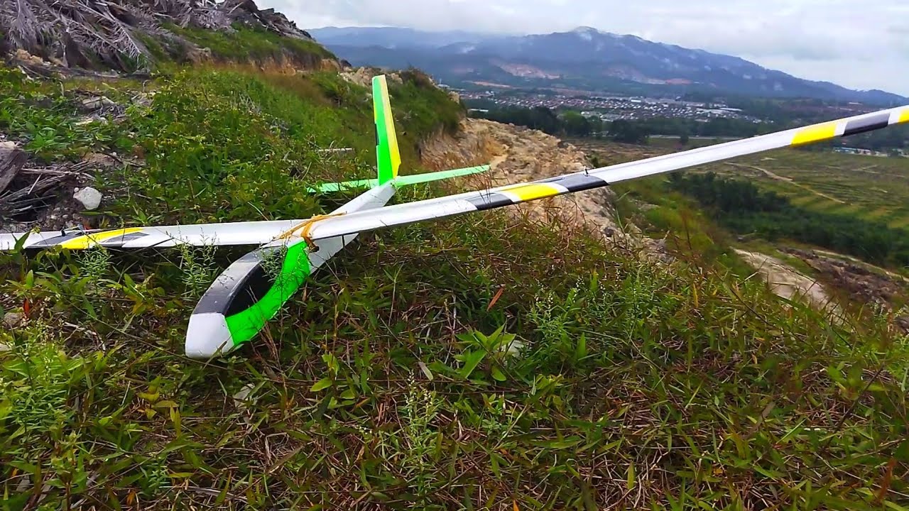 1.8m foam glider - Slope Soaring - YouTube