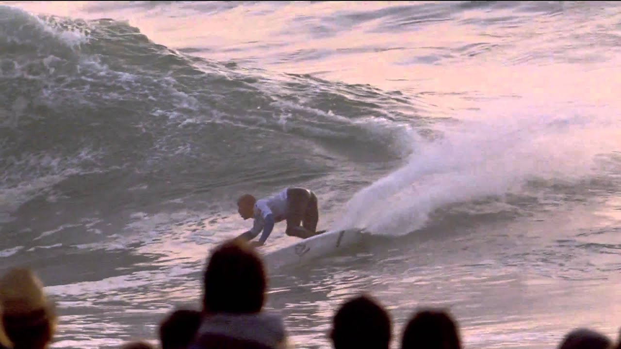 Kelly Slater - 10.00 - Quiksilver Pro France 2012 - YouTube