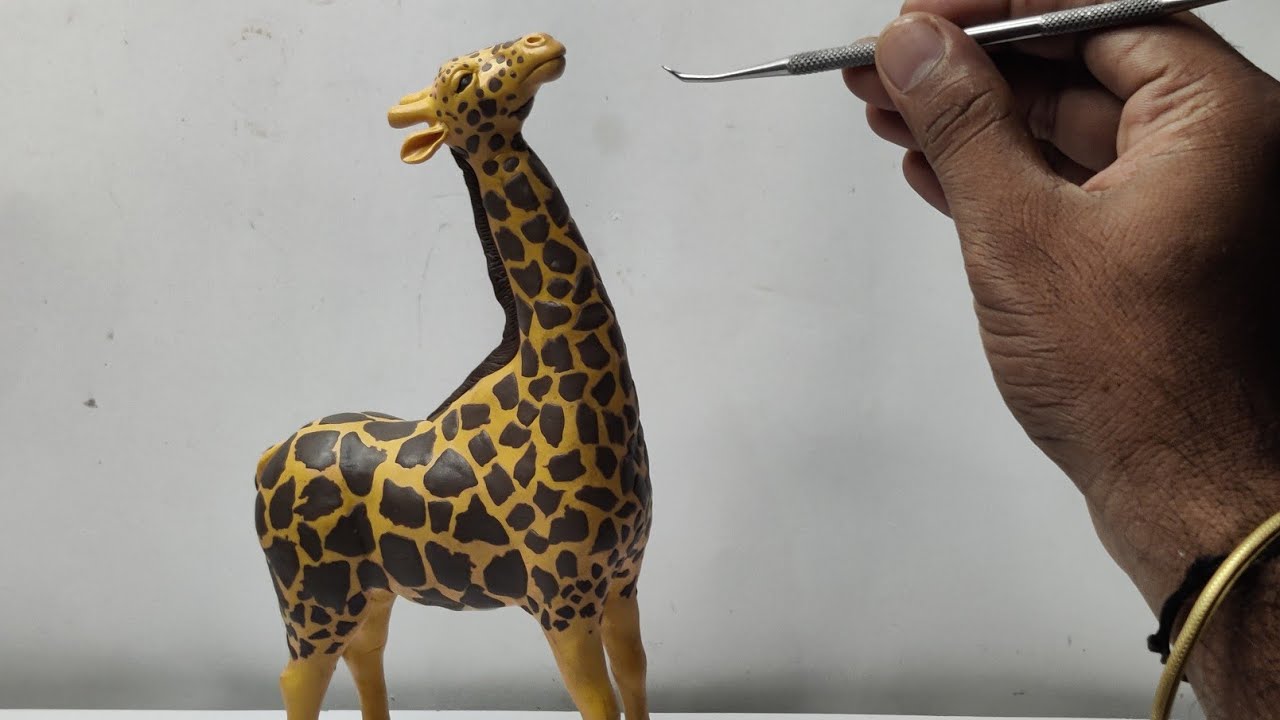 how to make a realistic Giraffe with polymer clay - YouTube