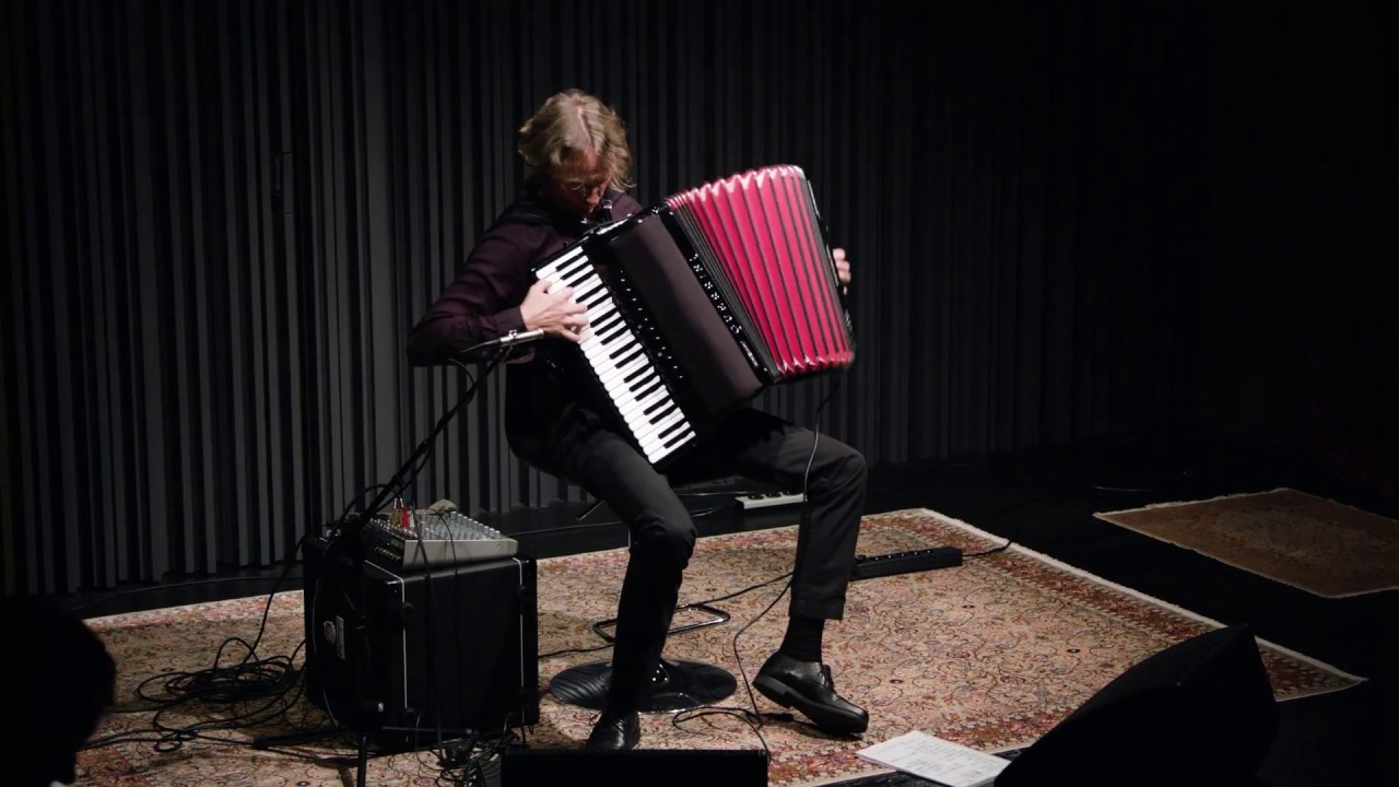 Misko Plavi / Ti i ja i Sena - Live in Vienna - YouTube