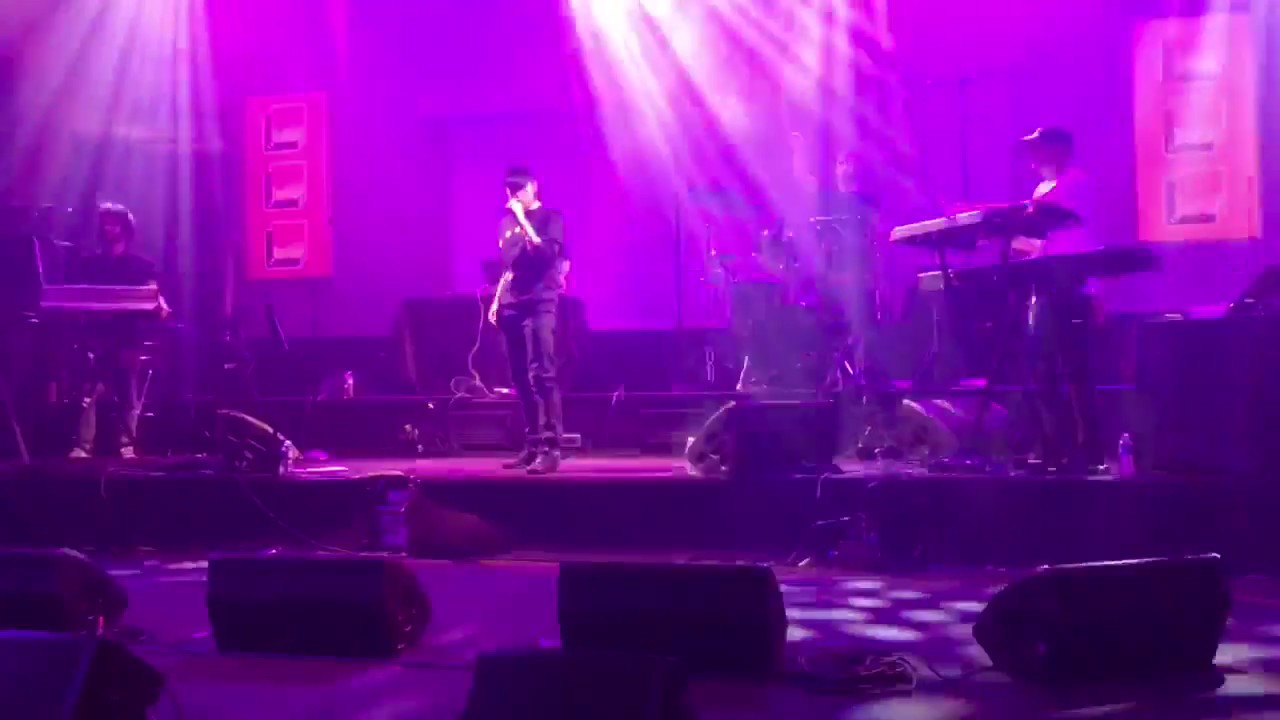 OrelSan - Basique - Concert France Inter (14/12/2017) - YouTube