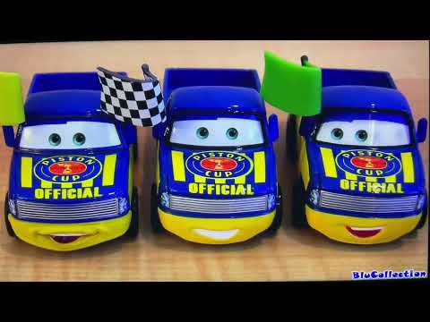 Cars Dexter Hoover Lenticular Eyes Diecast Toy & Dexter Hoover Checkered Flag Disney toys review