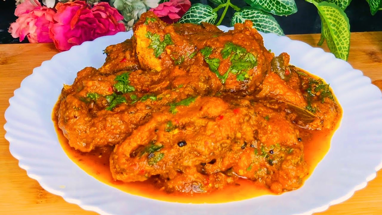 🥰 Fish bhuna masala recipe/ fish curry Village style recipe 👌Try Fish ...