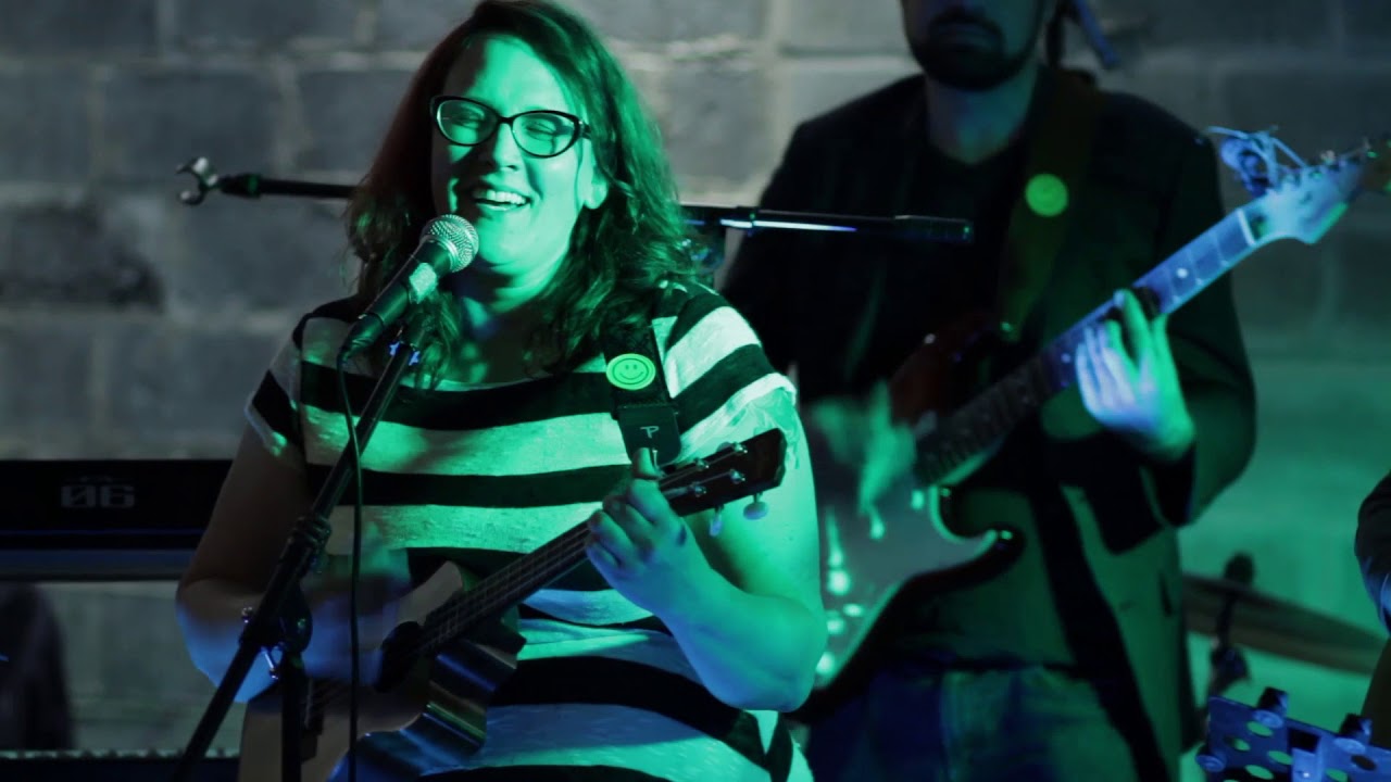 Mean Wendy Band Live- Cute Song - YouTube
