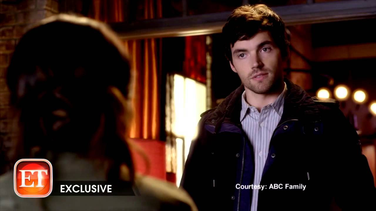Pretty Little Liars Sneak Peek: Ezra Meets Jake - YouTube