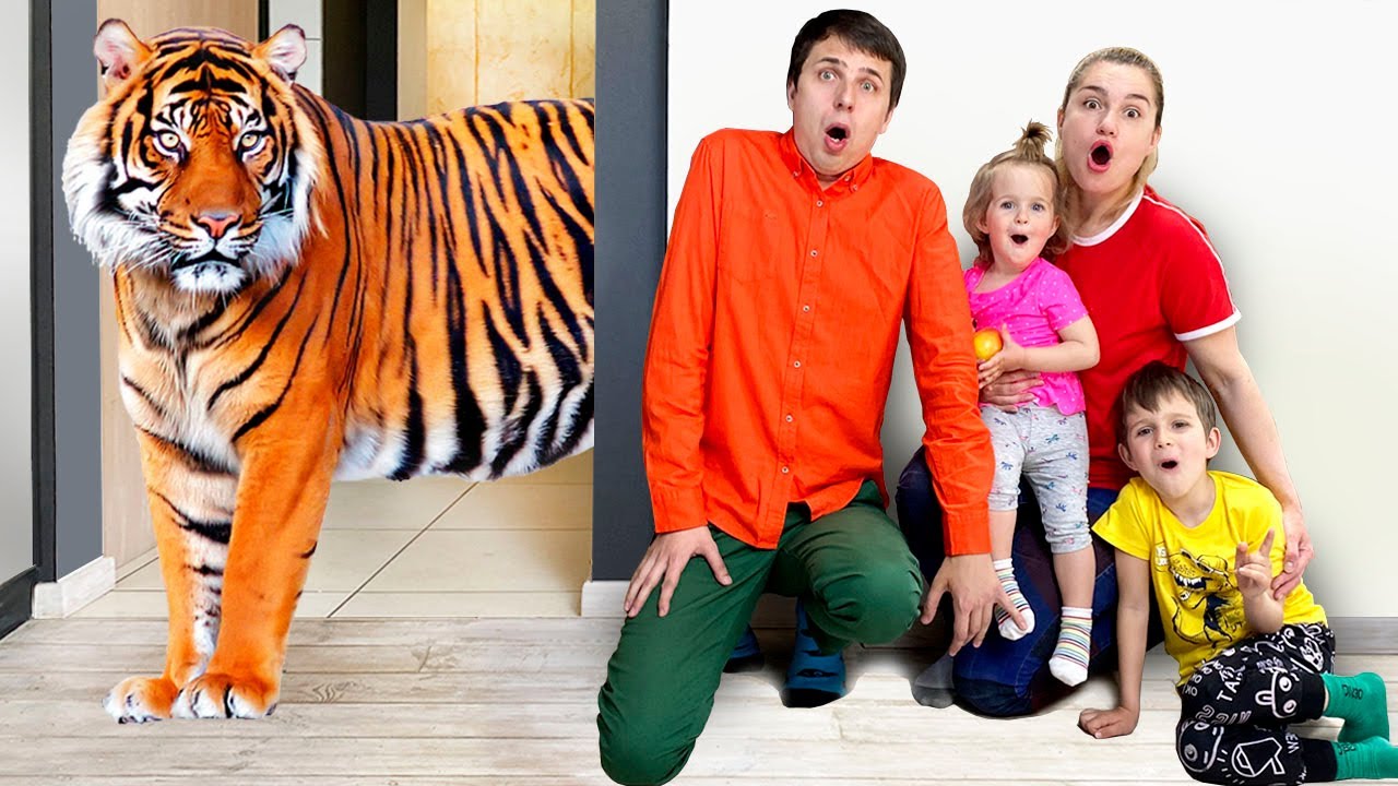 Sofi and Fil have set up a home zoo Pretend play with SOFI family SHOW ...