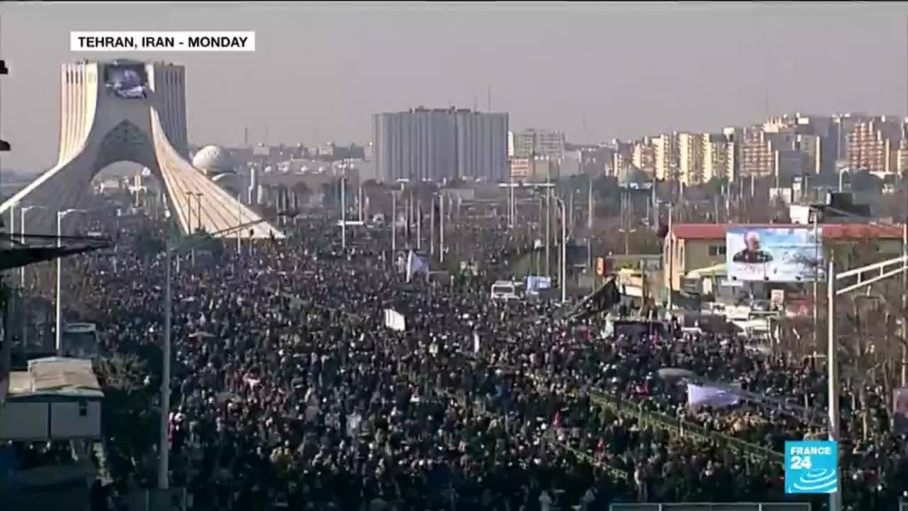 Huge crowds across Iran gather to mourn top general Soleimani - YouTube