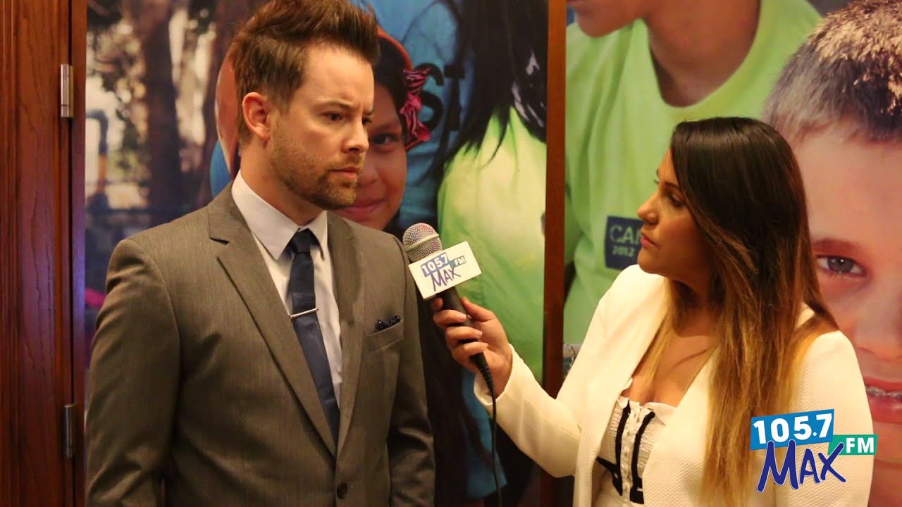David Cook Gives Advice to Children Who Have Lost A Family Member - YouTube