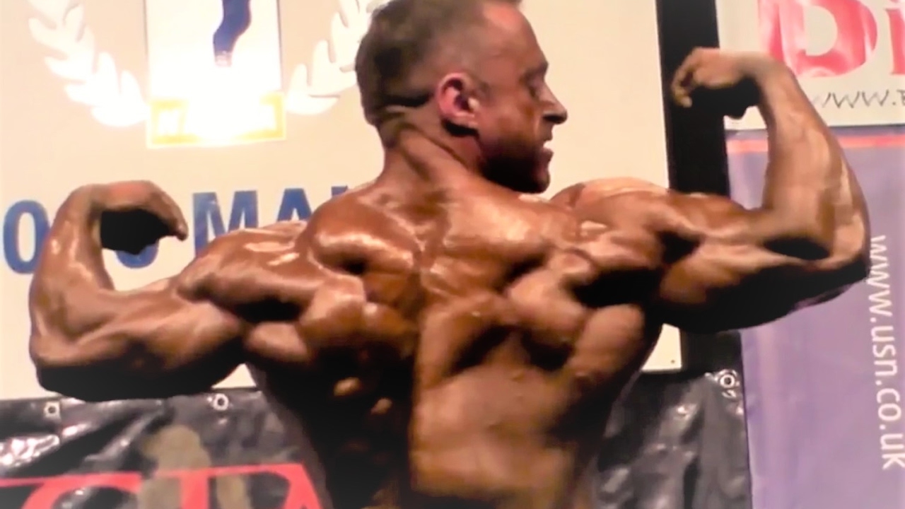 Tom Staunton (IRL), NABBA Worlds 2010 - YouTube