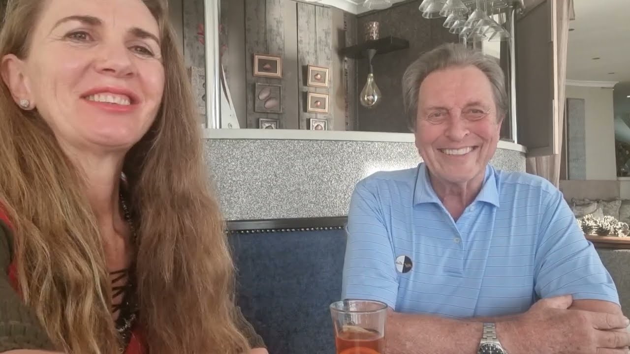 Five Minutes with Errol Musk on what Men want from a Woman - YouTube