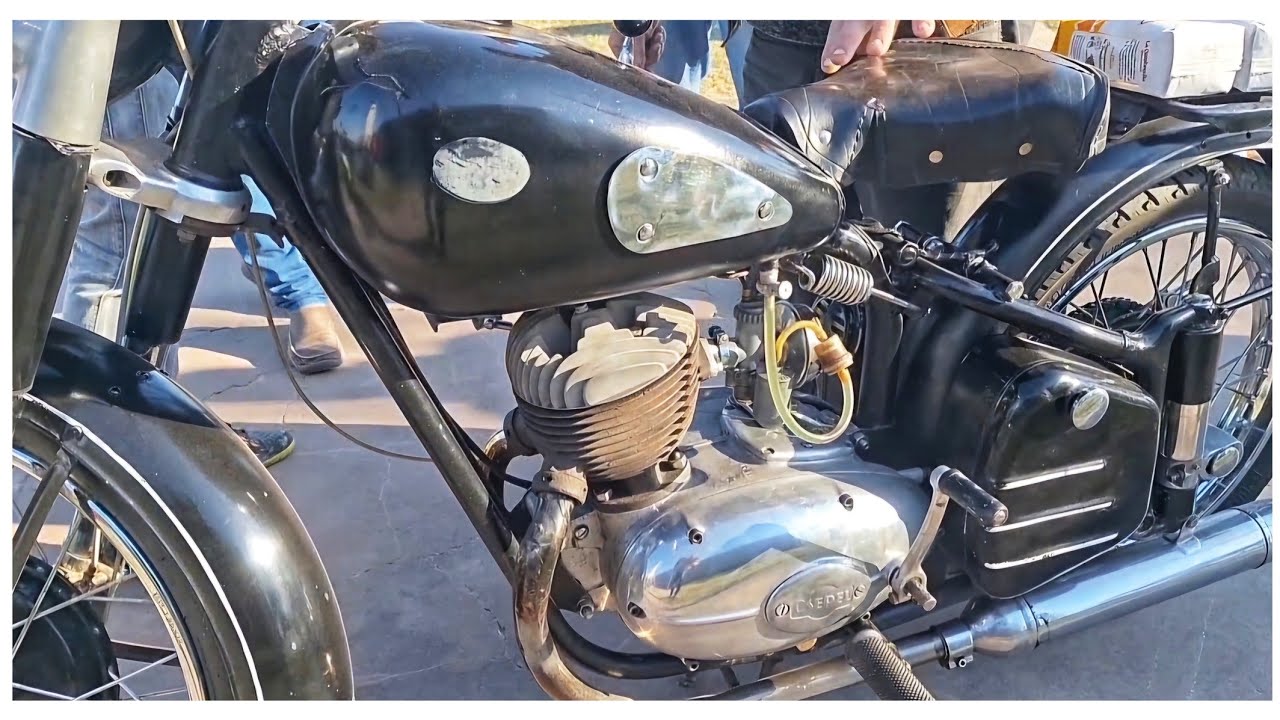 Moto CSEPEL 250 cc - Año 1950 - Arocena - Santa Fe - Argentina. #motos ...