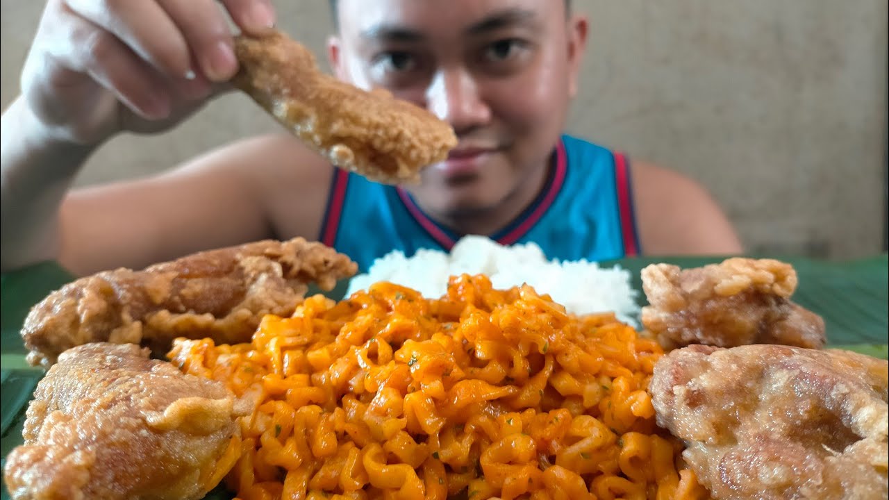 CRISPY CHICKEN LEEG + SAMYANG | MUKBANG.. - YouTube