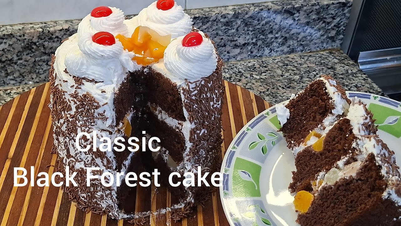 The Famous Black Forest Recipe traditionnel - YouTube