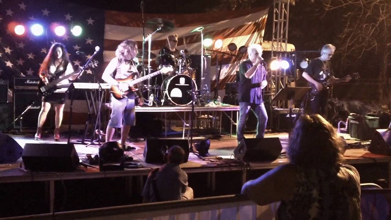 FACE DANCER ROCKS @ STANSTOCK - YouTube