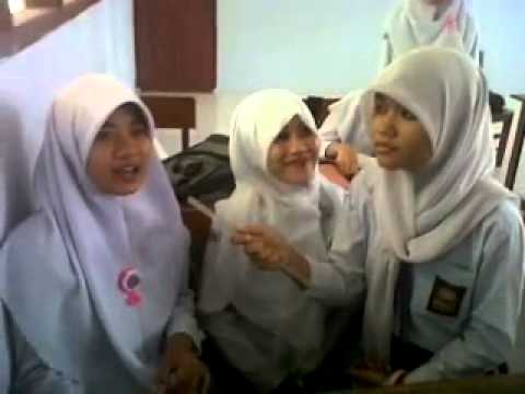 PRESENTER CANTIK DAN LUCU BANGET