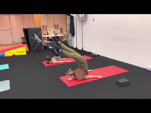 Contortion Duo Chinstand Sequence (Gabi and Hannah)