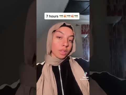 cute 😍  hijabi  in gloves #lipfiller #muslim #gloves #makeup #cosmeticsurgery #medical #shorts