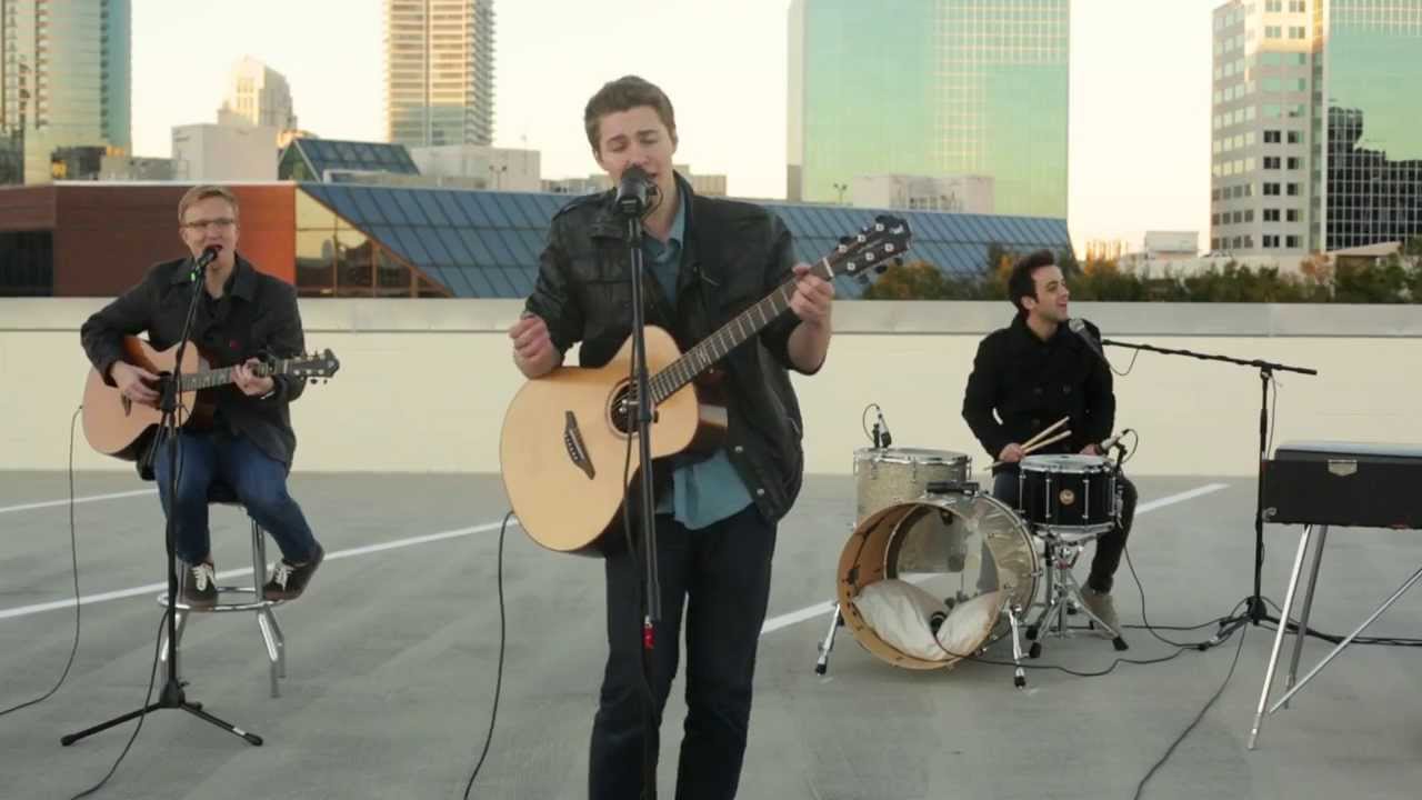 Pompeii / Safe & Sound - Mashup (Braiden Wood Acoustic Cover) - YouTube