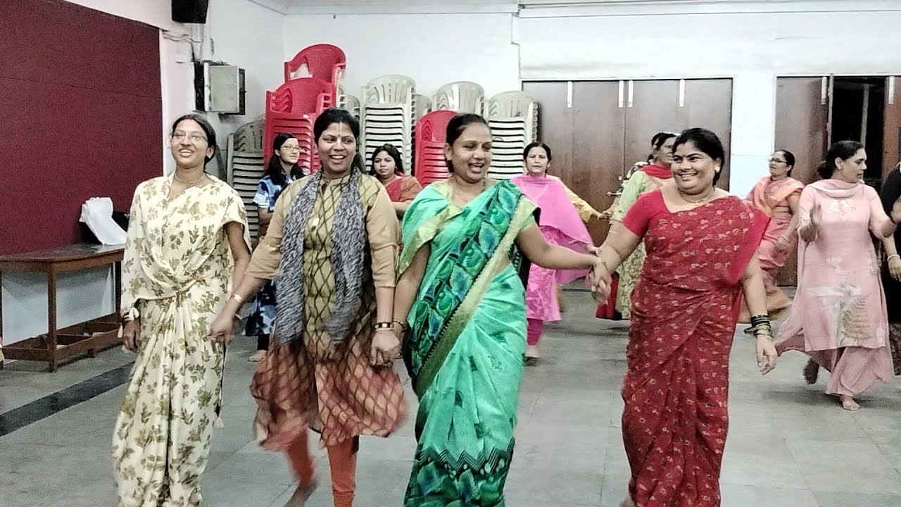Devotee Dance on Hare Krishna Sankirtan| UTSAV ISKCON Chembur - YouTube
